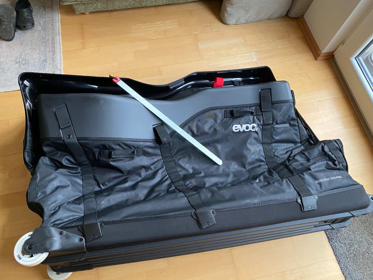 Evoc Bike Bag Pro im Test: Rennrad verpacken in 15 Min.
